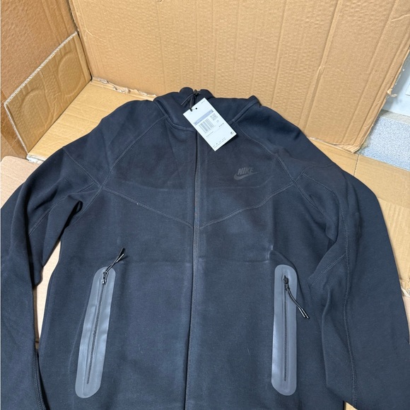 Nike | Jackets & Coats | Nike Black Performance Jacket With Quilted ...